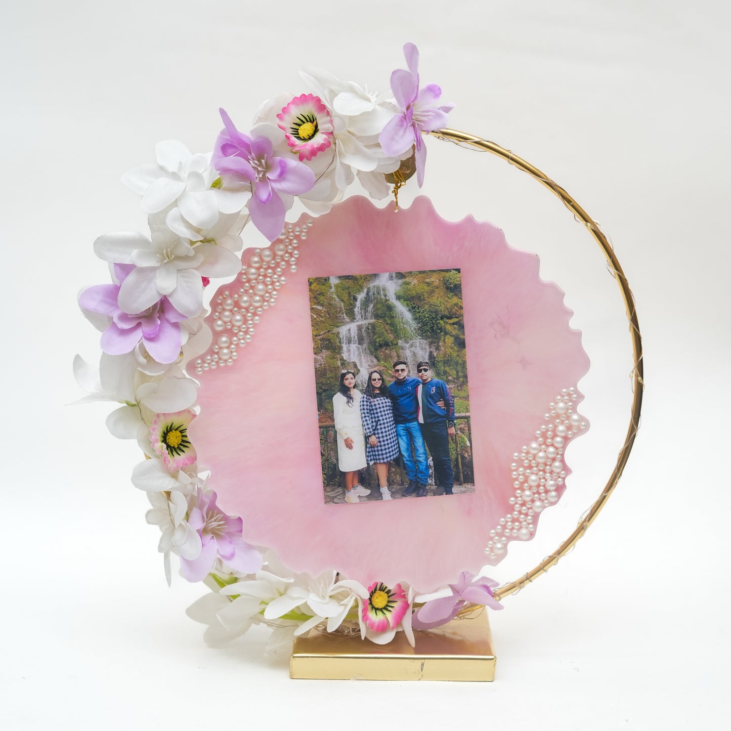 Metal Loop Photo Frame – Arts Shala